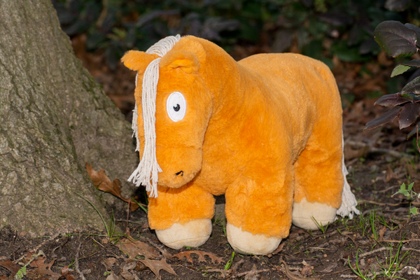 Crafty Ponies Soft Toy Pony Chesnut – Crafty Ponies UK